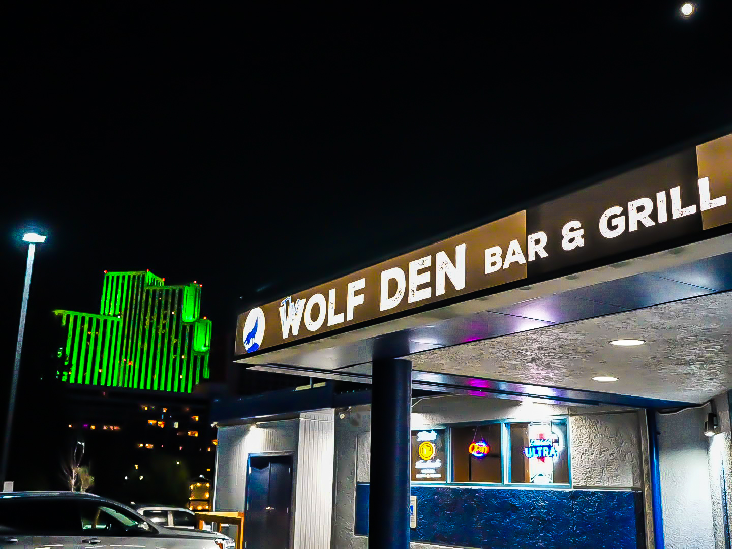 The Wolf Den Bar & Grill - Reno Sports Bar